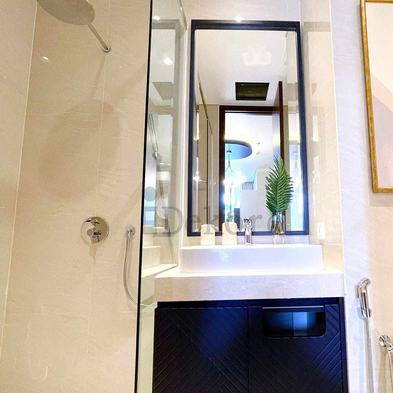 Master Bathroom Mirror Frame - iDekore